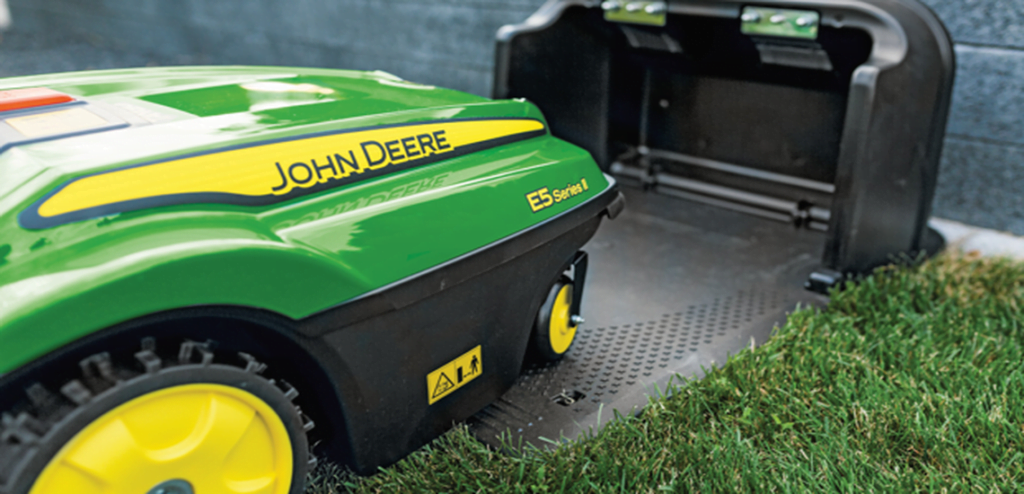 Bien choisir un robot tondeuse gazon - Blog équip'jardin