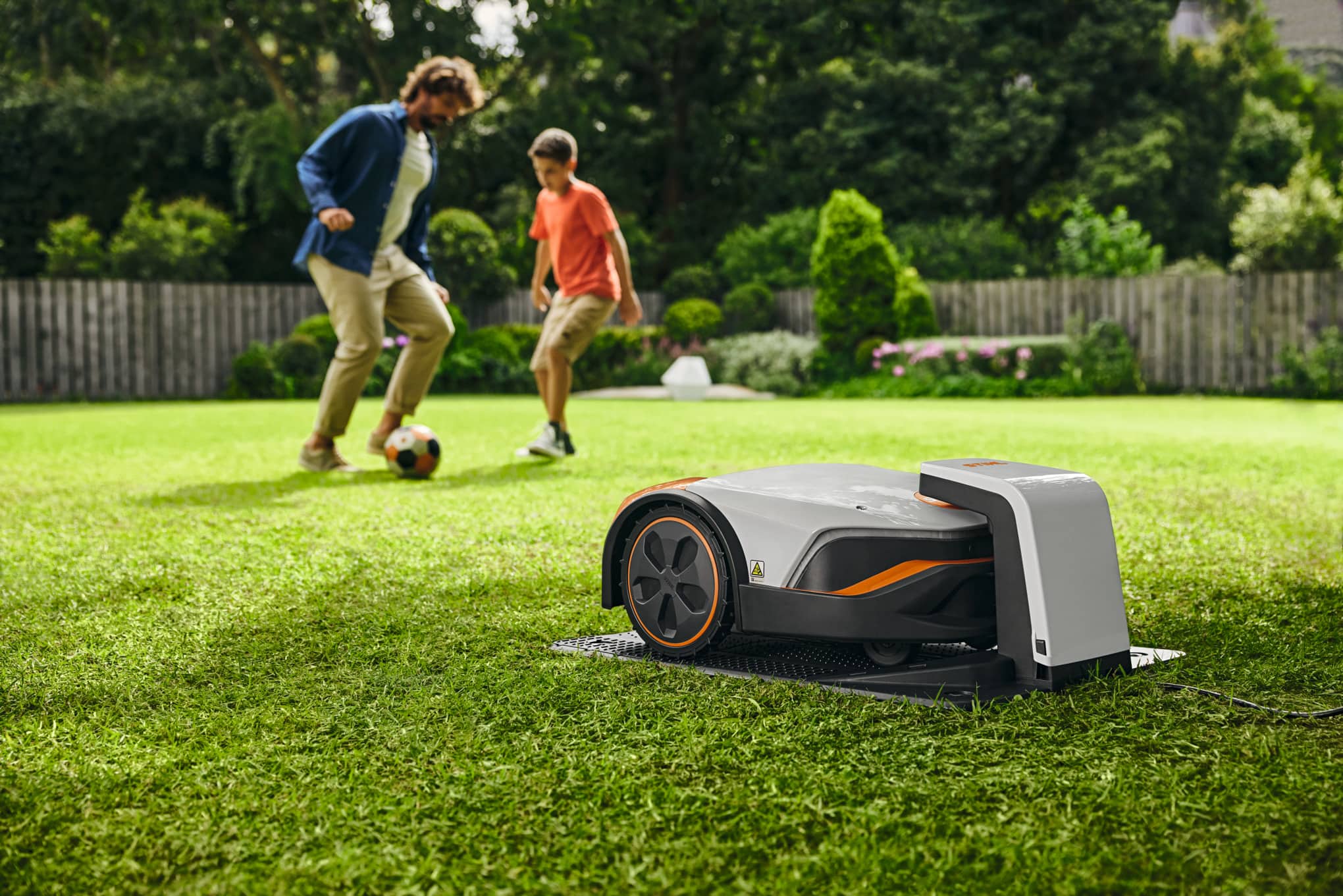Robot Tondeuse : Guide, Conseils et Astuces pour bien le choisir